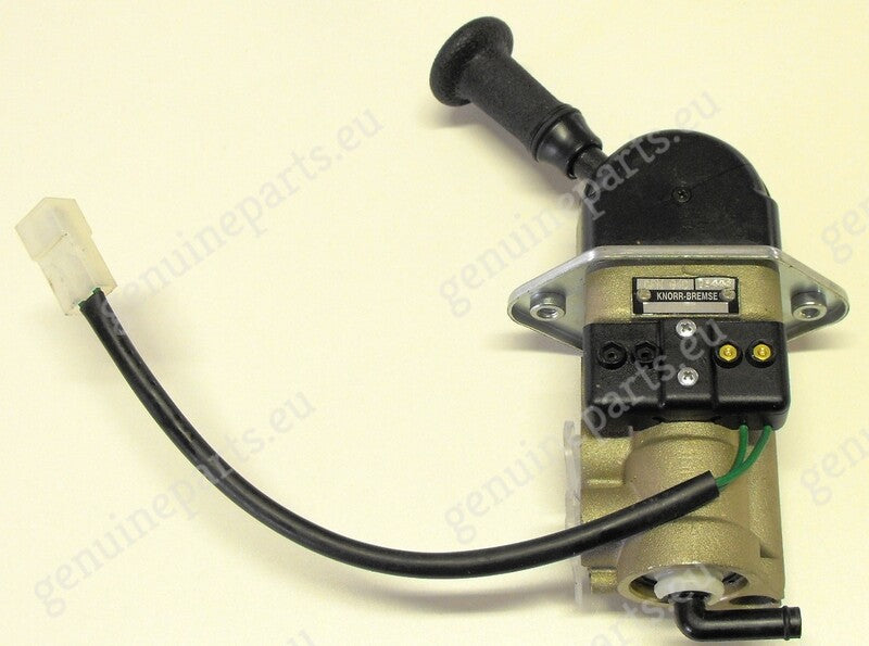 Knorr-Bremse Hand Brake Valve DPM84C - DPM84C – GenuineParts.eu