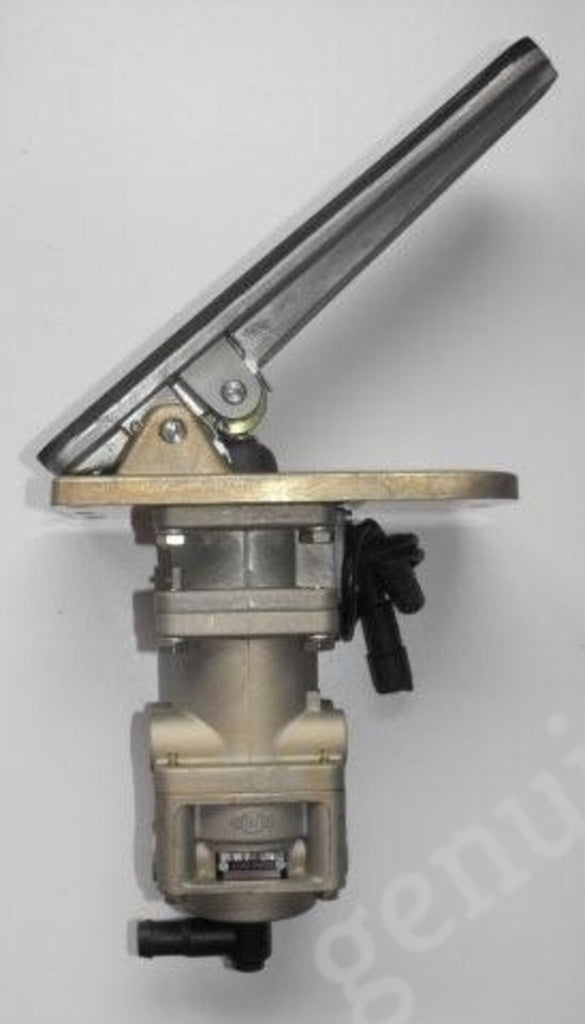 Knorr-Bremse Foot Brake Valve DX80D - DX80D – GenuineParts.eu