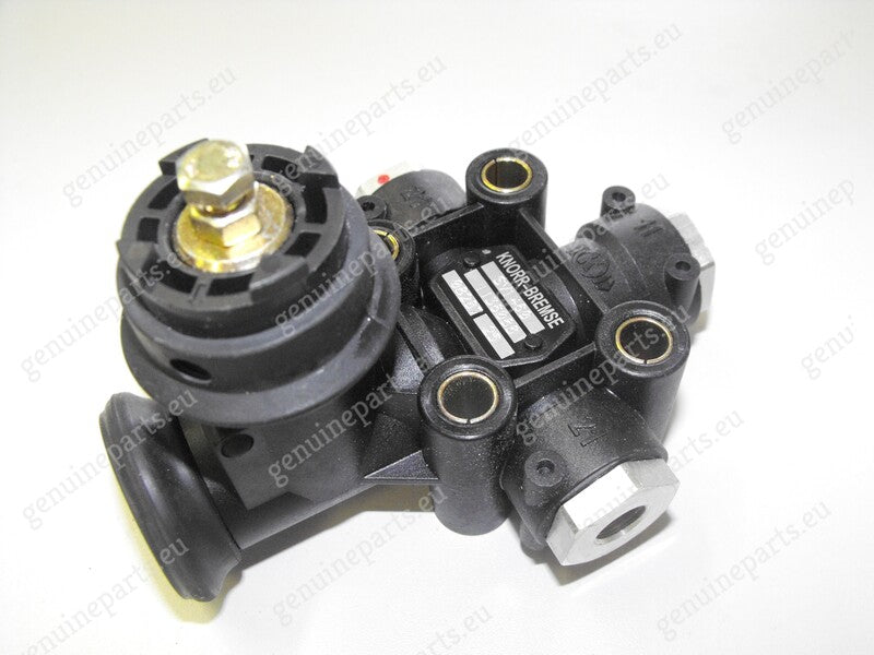 Knorr-Bremse Levelling Valve SV1460 - II36088 – GenuineParts.eu